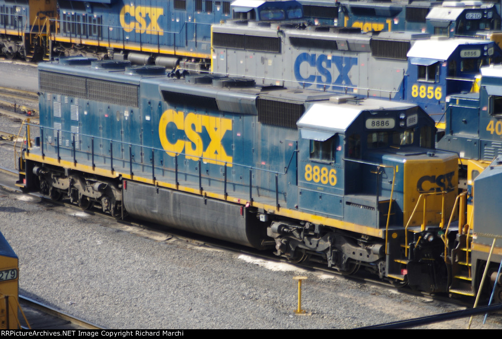 CSX 8886